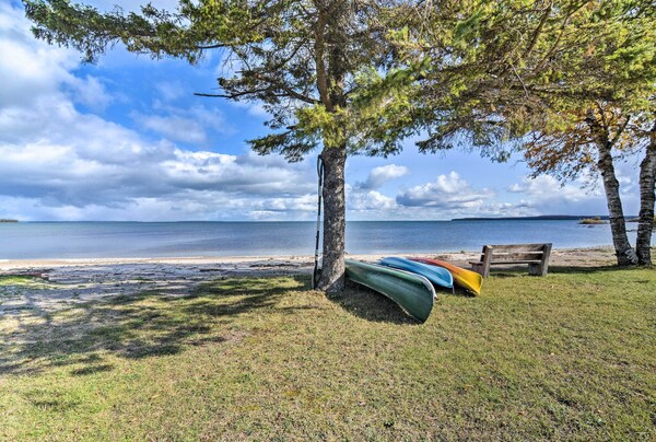Lovely Lake Huron Getaway: Beach Access & Kayaks! - St. Ignace, MI