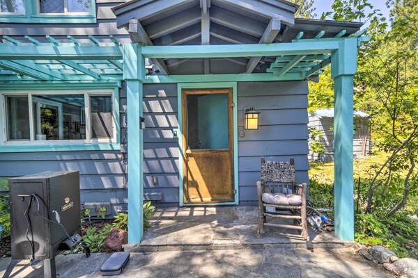 Scenic Lake Almanor Home W/ Mountain Views! - Greenville, CA