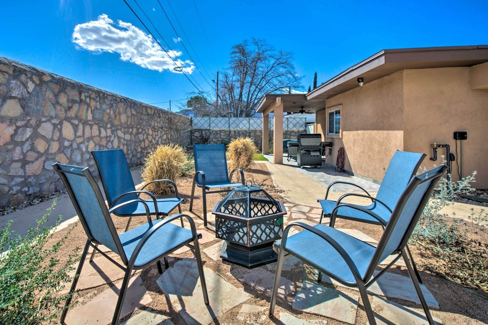 Modern El Paso Home W/ Backyard & Fire Pit! - North Hills - El Paso