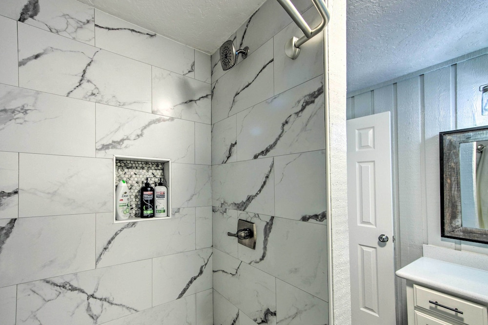 골프 + 호수 접근이 있는 브루클랜드 리조트 캐빈 - 야스퍼