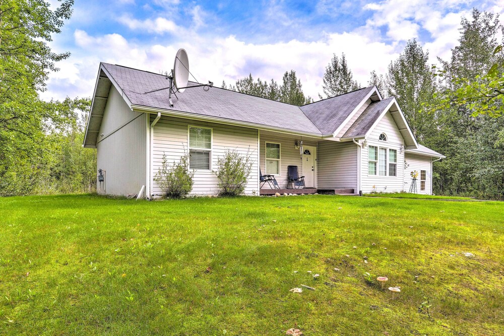 Charming Wasilla Retreat: Walk To Lake Lalen! - Alaska