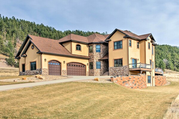 Sturgis Vacation Rental W/ Hot Tub & Game Room! - Bear Butte State Park, Sturgis