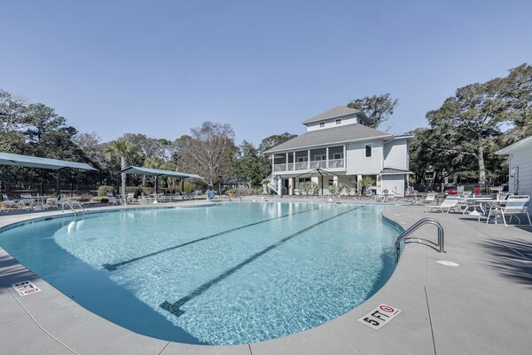 Sea Trail Resort Villas Condo W/ Community Perks! - North Carolina