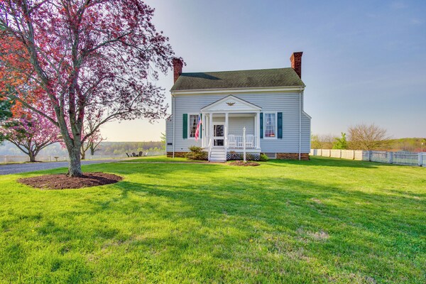Idyllic Appomattox Home W/ Porch & Rocking Chairs! - Holliday Lake State Park, Appomattox