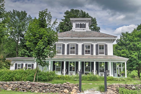 Gorgeous Victorian-style House W/ Hilltop Pool! - Granville, NY