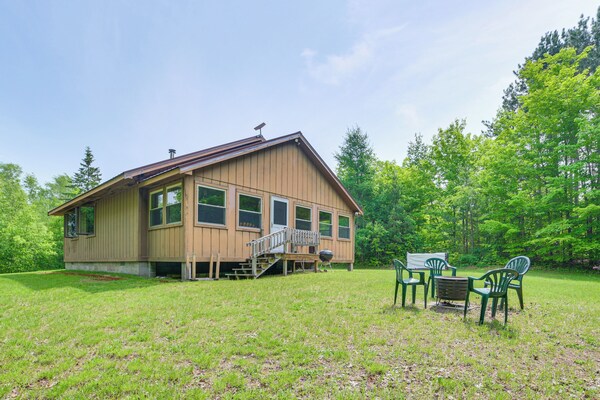 Michigan Retreat On 10 Acres: Hike, Fish & Explore - Trout Lake Township, MI