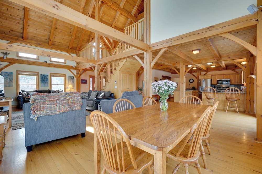 Secluded Vermont Retreat: Outdoor Pool & Deck - Jamaica, VT