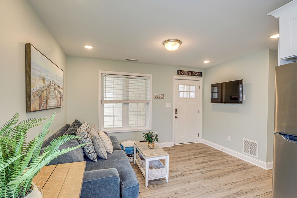 Wildwood Condo W/ Pool Access - Walk To Beach - Wildwood, NJ