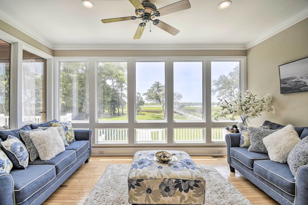 Waterfront Sunset Beach Escape W/ Dock & Golf View - Sunset Beach, NC
