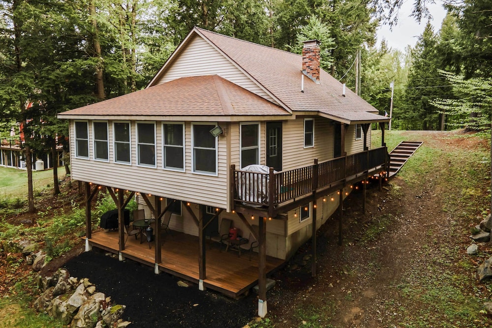 Waterfront Sebec Lake Home W/ Yard + Fire Pit - Sebec lake, Sebec