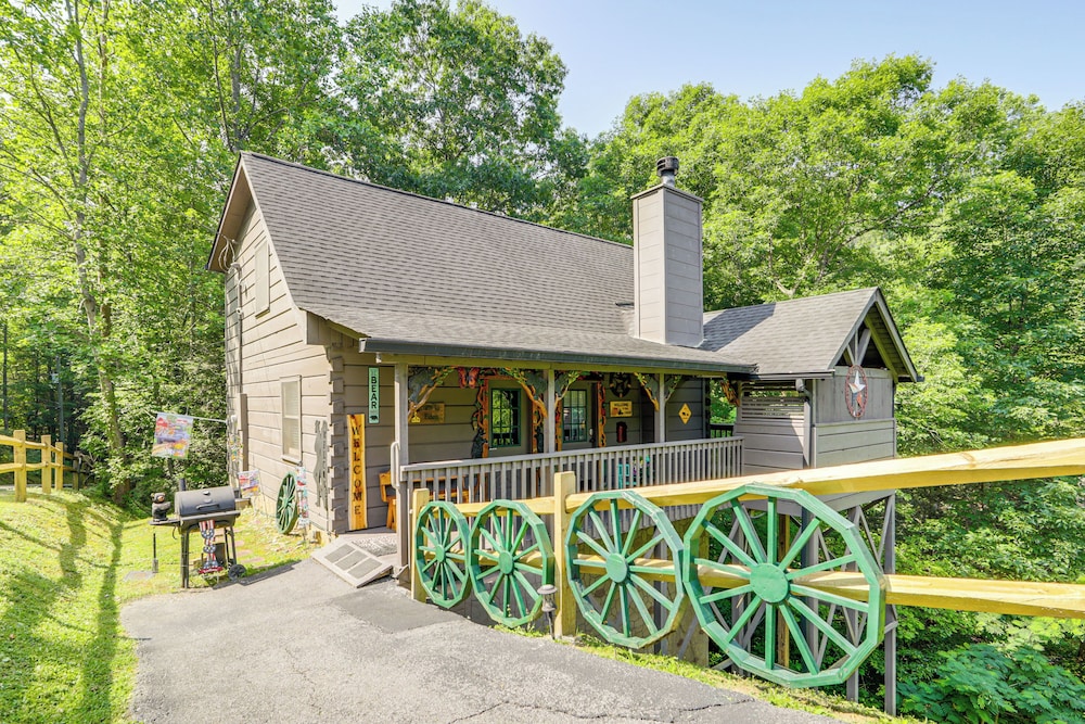 Return To Eden Cabin W/ Hot Tub: 4 Mi To Dollywood - Gatlinburg