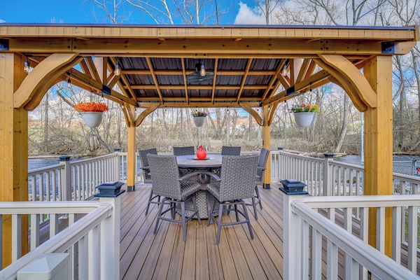Bristol Retreat W/ Creek Access: 2 Mi To Dtwn - Bristol, TN