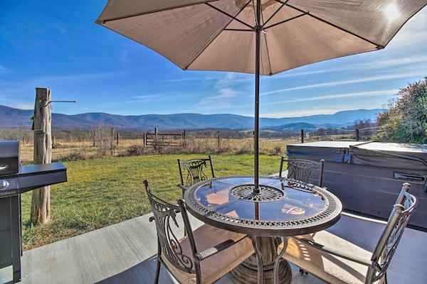 Home W/ Hot Tub Near Shenandoah Nat'l Park! - Avon Lake, Washington