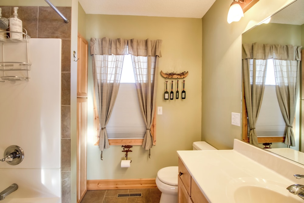 レイクフロント アイル エスケープ ウW/ ドック + ファイヤー ピット ! - ミネソタ州