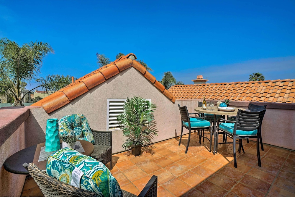 Oceanside Home W/ Rooftop Patio, Walk To Beach! - Vista, CA