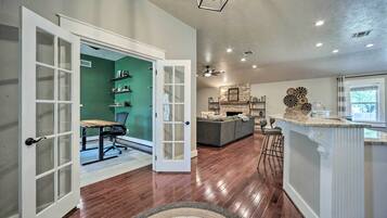 Casa (2 Bedrooms) | Interior