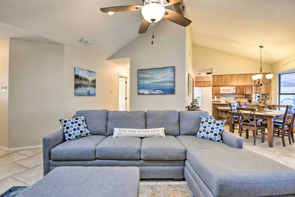 Granbury Home W/ Lake Granbury Access + Dock! - Cleburne State Park, Cleburne