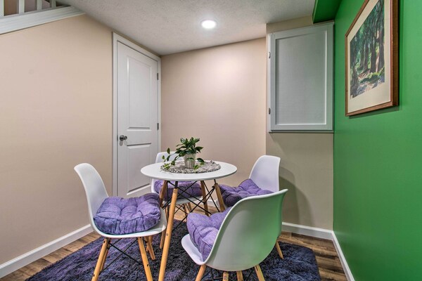 Ideally Located House - 9 Mi From Route 66! - Bloomington, IL