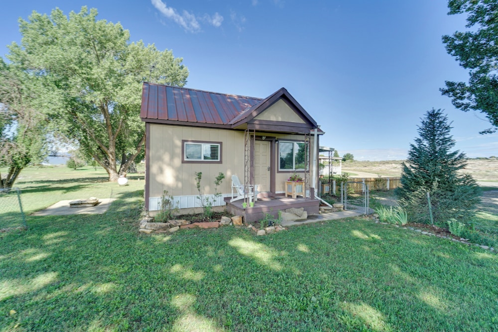 Modern Cortez Mountain Retreat W/ Yard & View - Cortez, CO