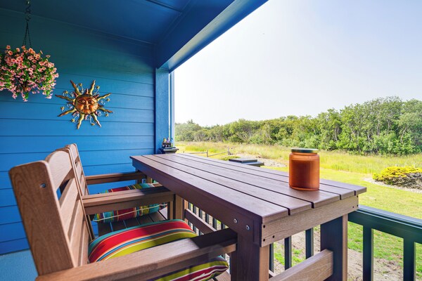 Ocean Shores Condo W/ Balcony < 1 Mi To Beach! - Copalis Beach, WA