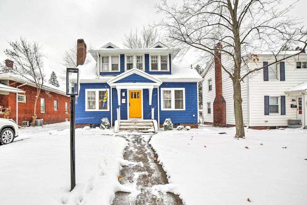 距离圣母大学不到1英里的南本德家庭住宅！ - 南灣