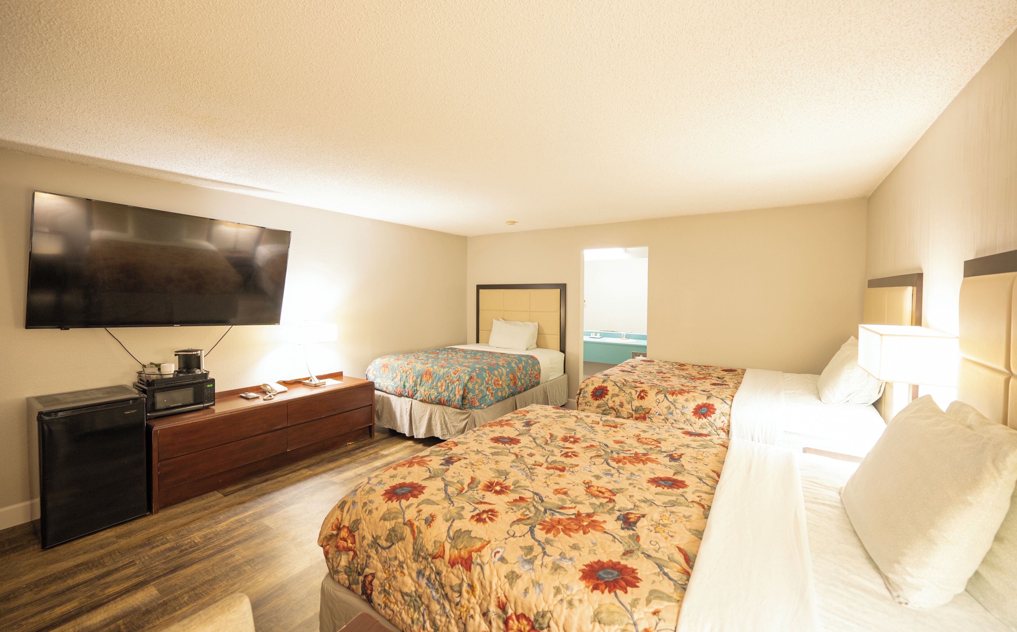 River Oak Inn in Bandera: Find Hotel Reviews, Rooms, and Prices on ...