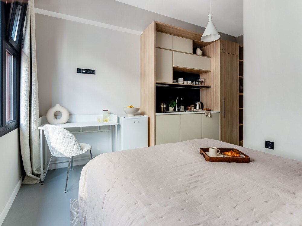 Sanders Port - Chic Studio Near Piraeus Port - Piraeus | Vrbo