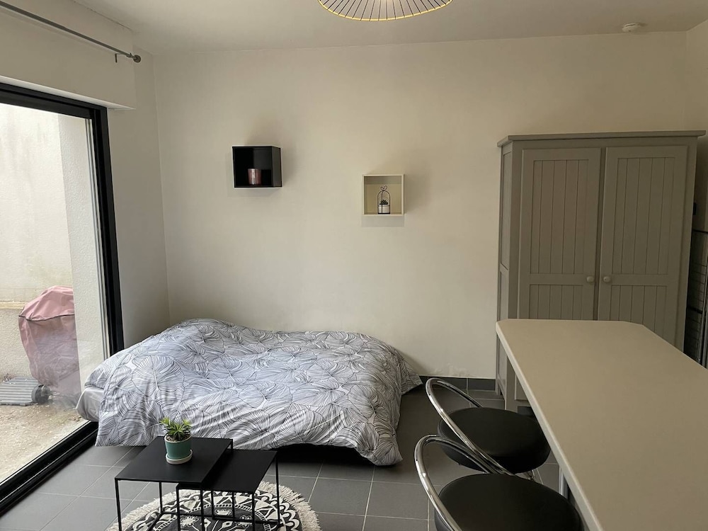 Proche De La Plage, Avec Terrasse Et Parking - La Flotte