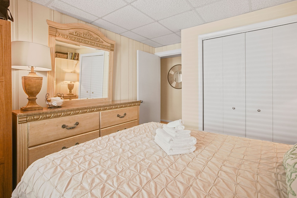 Deweybeach 2br Ground Floor Condo. Family-friendly, Quiet, Clean, Walk To Beach! - Rehoboth Beach, DE