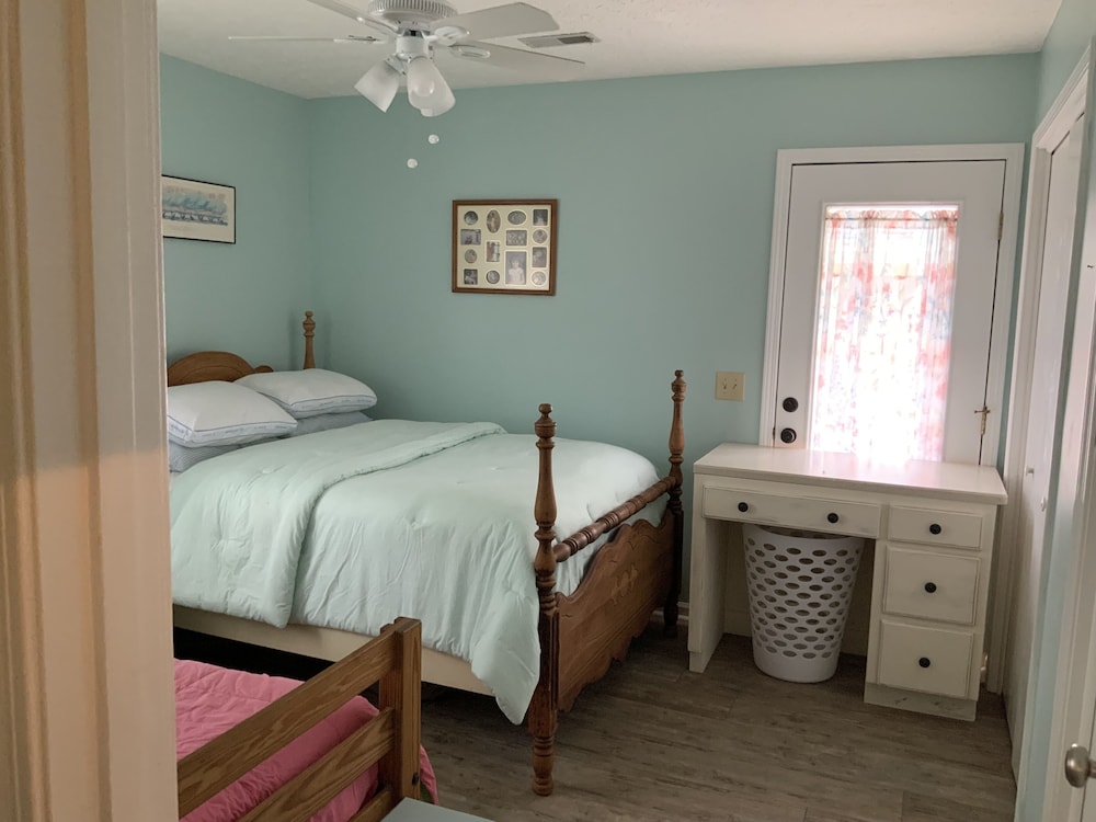 Home Near Beach And Icw - Sunset Beach, NC