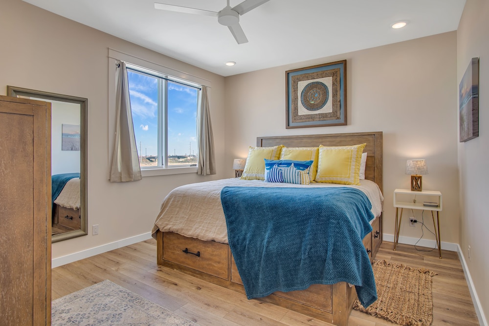 Resort Pools, Golf Cart Boardwalk, Pet Friendly - Aransas Pass, TX