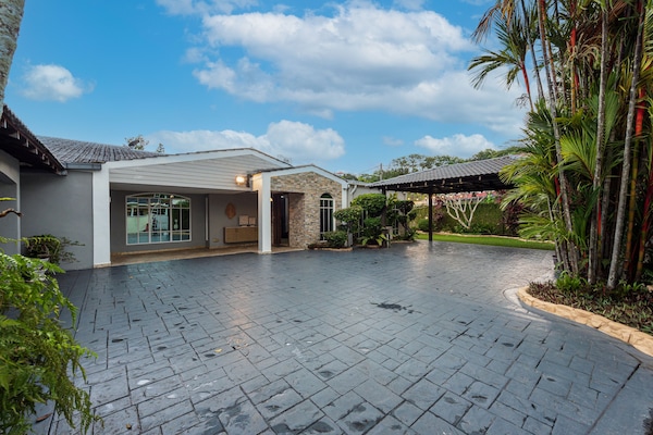 6room Corner Bungalow Pj Garden Wedding - Kuala Lumpur