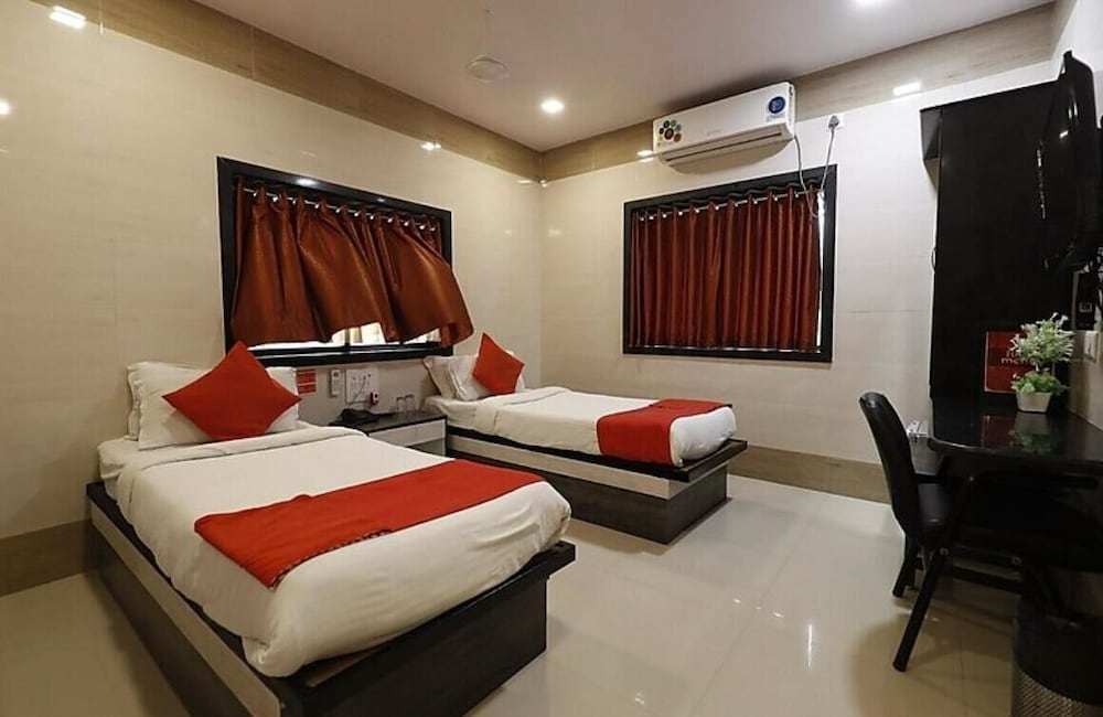 Hotel Suraj Inn - Surat