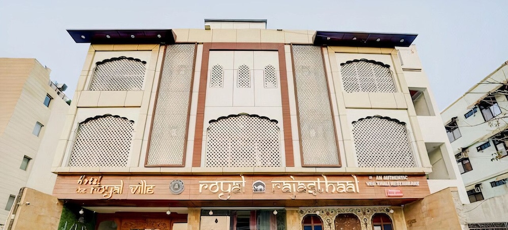 Hotel Sahibs Royal Ville - Agra