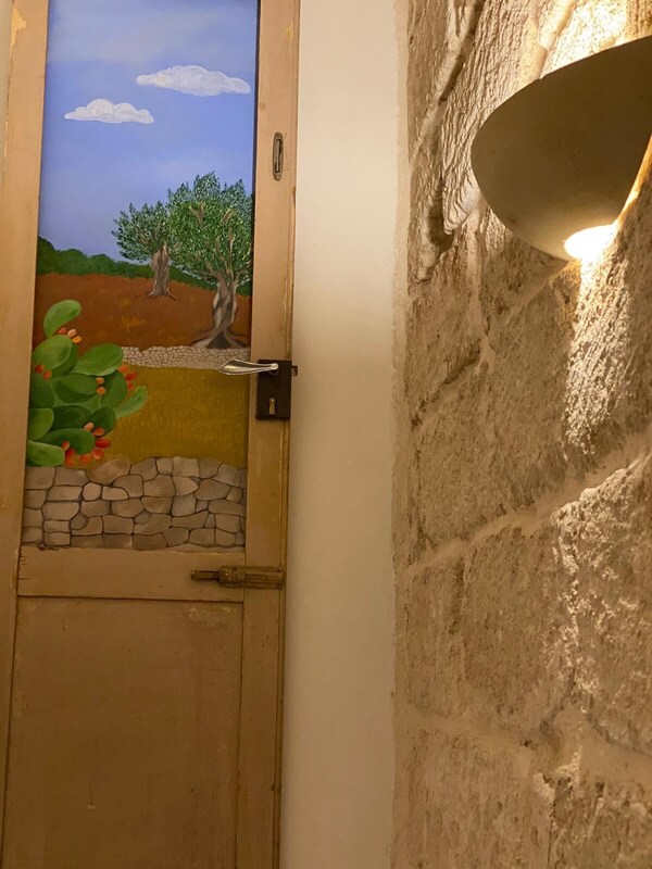 Racconti Di Pietra - Conversano