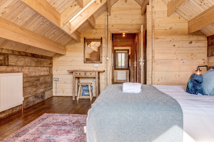 Bluebell Lodge | The Ridgeway Holiday Let | 3 Beds & Sleeps 6 - Wallingford