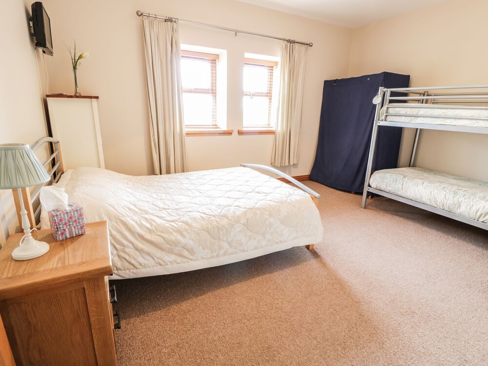 LAIRD HOUSE, family friendly, with open fire in Lochmaben - Lochmaben ...