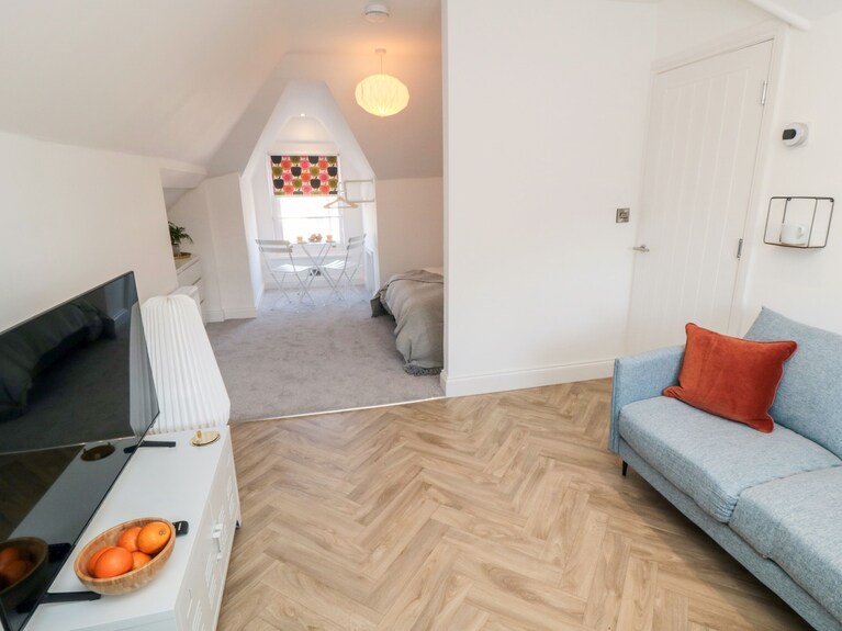 The Salthouse Apartment 3, Pet Friendly In Scarborough - Scarborough