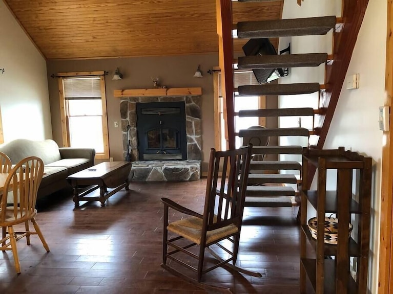 Cozy Cabin By Bucksaw Marina, Truman Lake - Clinton, MO