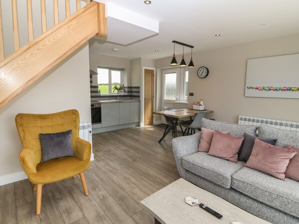 Bwthyn Cae'r Efail - Anglesey