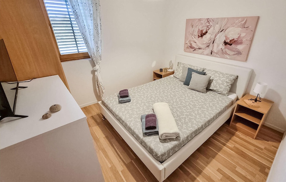 4 Bedroom Lovely Home In Miranje Gornje - Benkovac