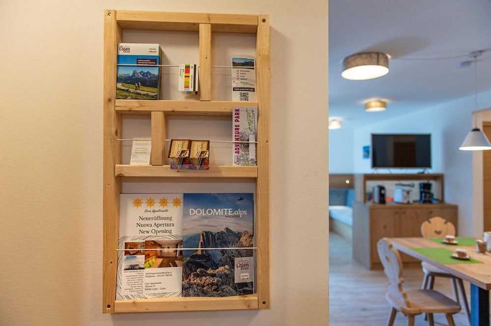 Apartment "Gass A" With Mountain View, Private Terrace & Wi-fi - Brixen