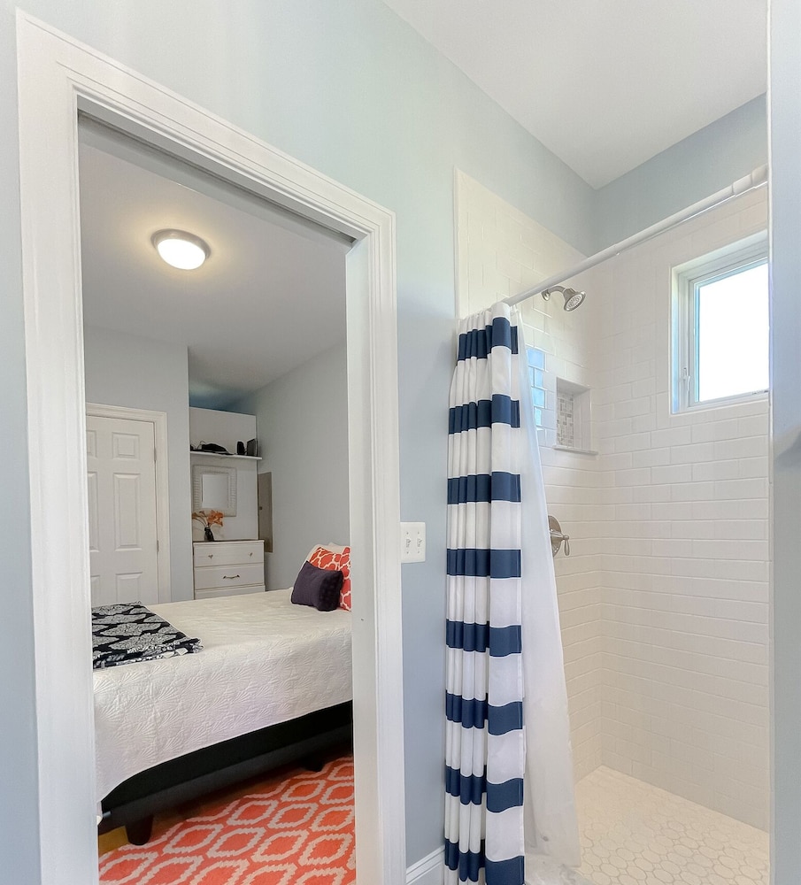 Hays Beach House - Hot Tub - Private Beach - Point Lookout State Park, Scotland