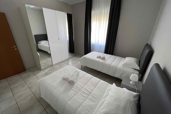 Apartamento Superior | 1 quarto, roupa de alta qualidade, edredões de penas, cofre no quarto