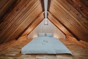 Chalé Comfort | 1 quarto, roupa hipoalergénica, secretária, Wi-fi grátis 