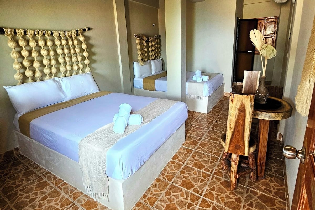 Quarto Duplo | 1 quarto, Wi-fi grátis, roupa de cama fornecida