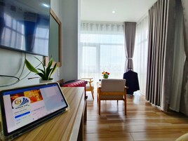 Quarto casal luxo | Escrivaninha, Wi-Fi de cortesia, roupa de cama