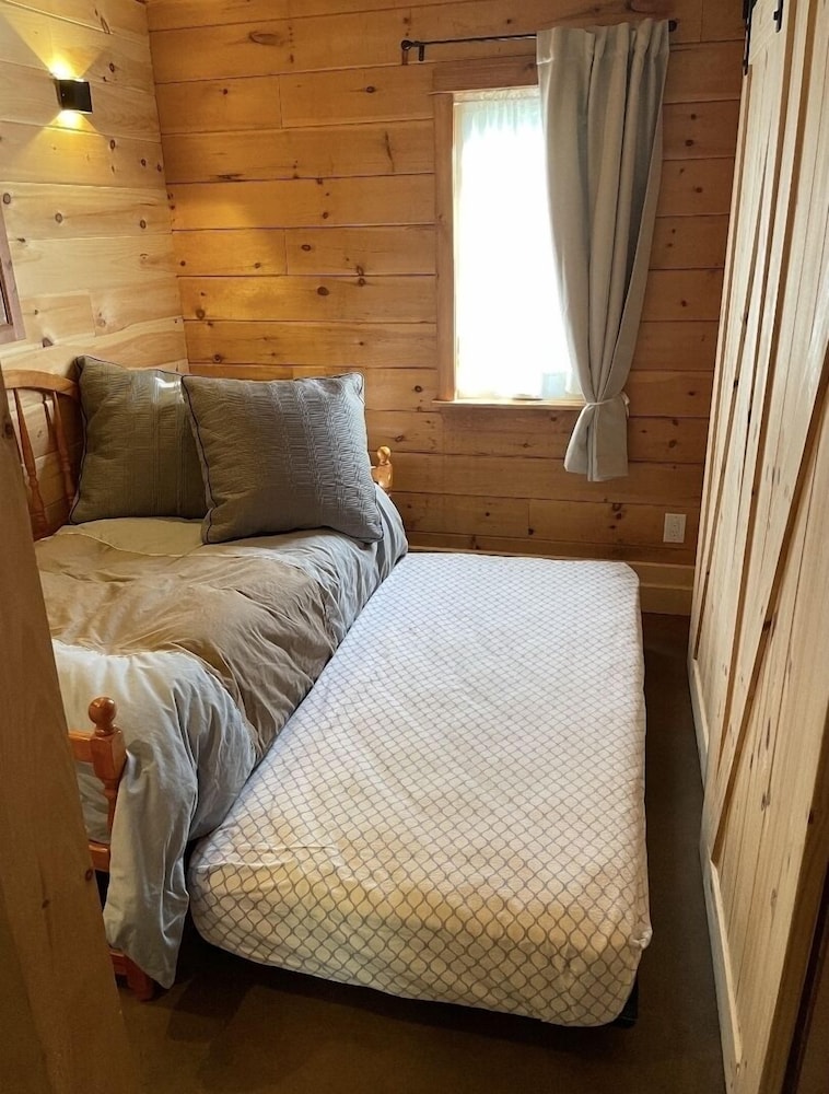 Log Cabin Across From Ski Wentworth, With Outdoor Fire Pit And Bbq - Nova Scotia