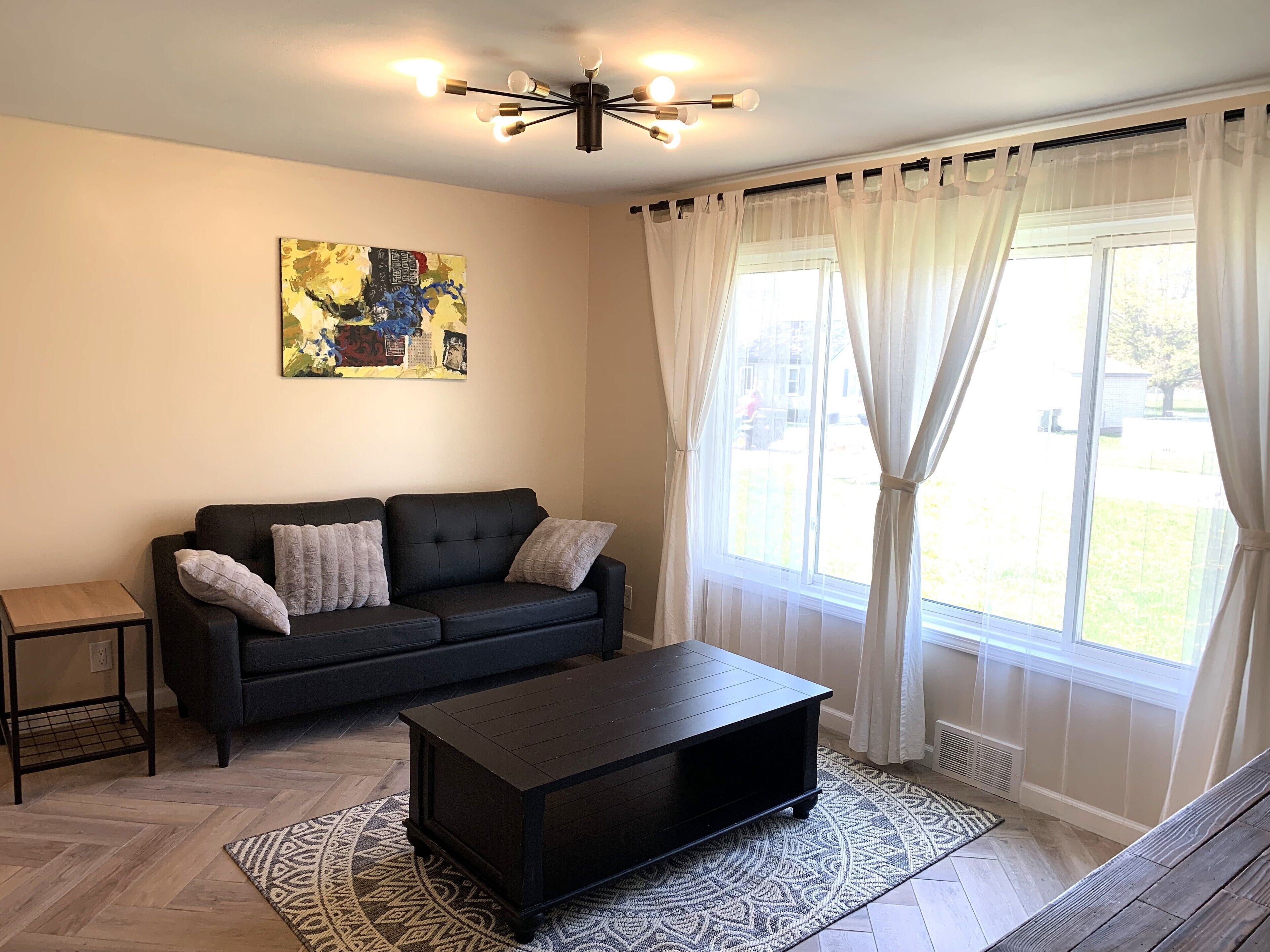 Comfy House - Centrally Located - Rochester Hills, MI