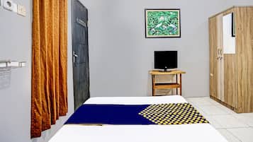 Quarto Duplo Económico | Secretária adequada para computadores portáteis, Wi-fi grátis